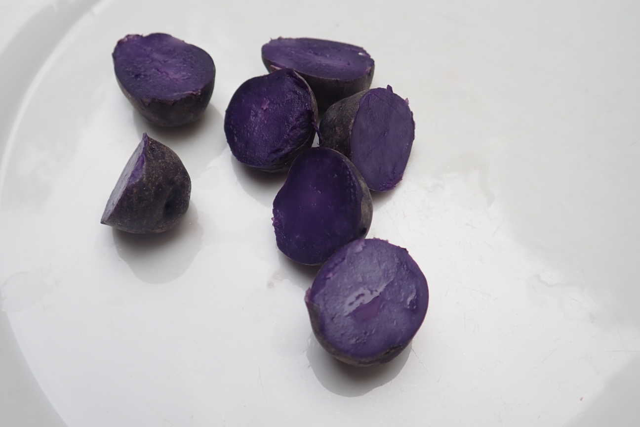 Paarse Aardappeltjes klein - Local Food Eindhoven